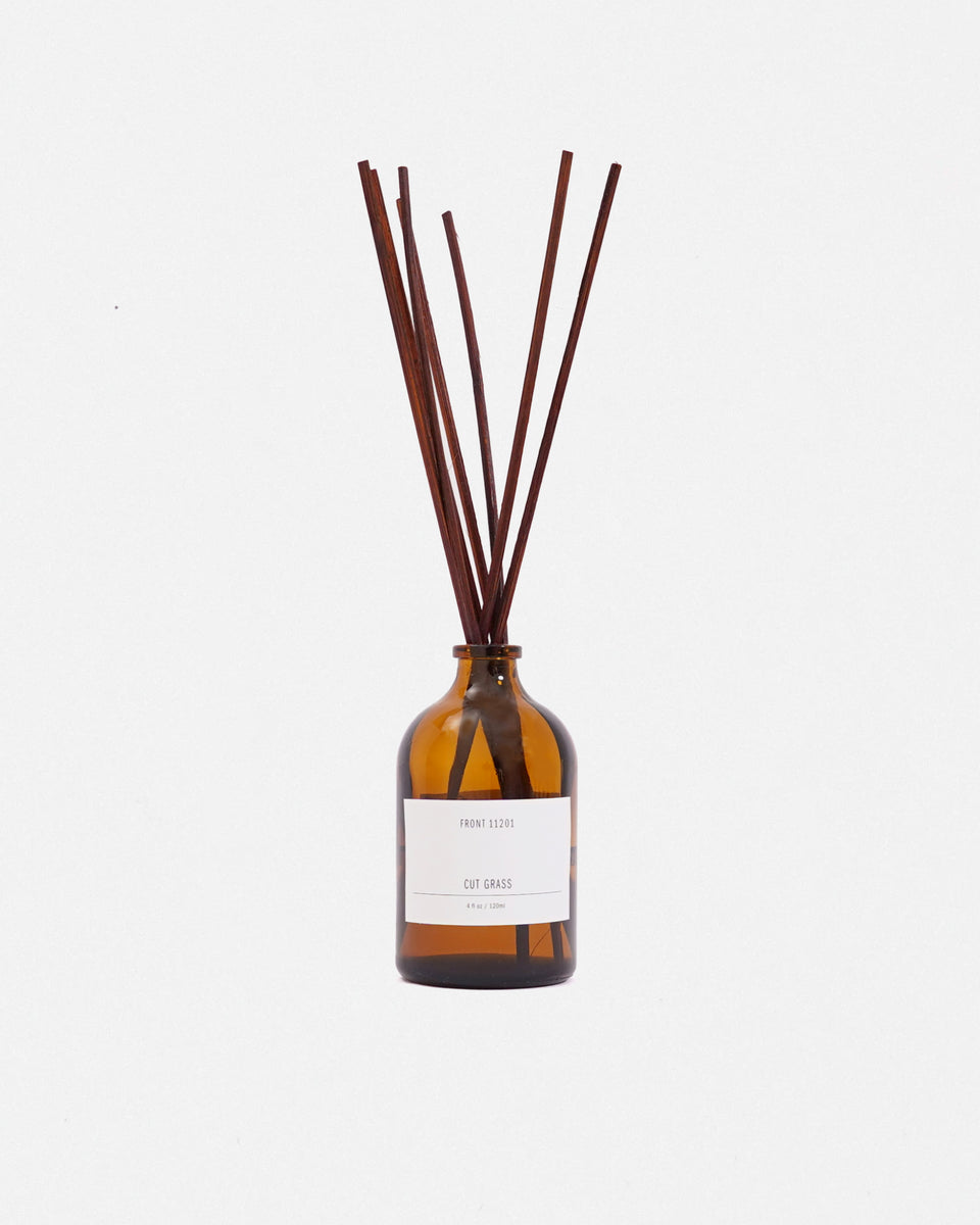 Reed Diffusers / Cut Grass – FRONT 11201
